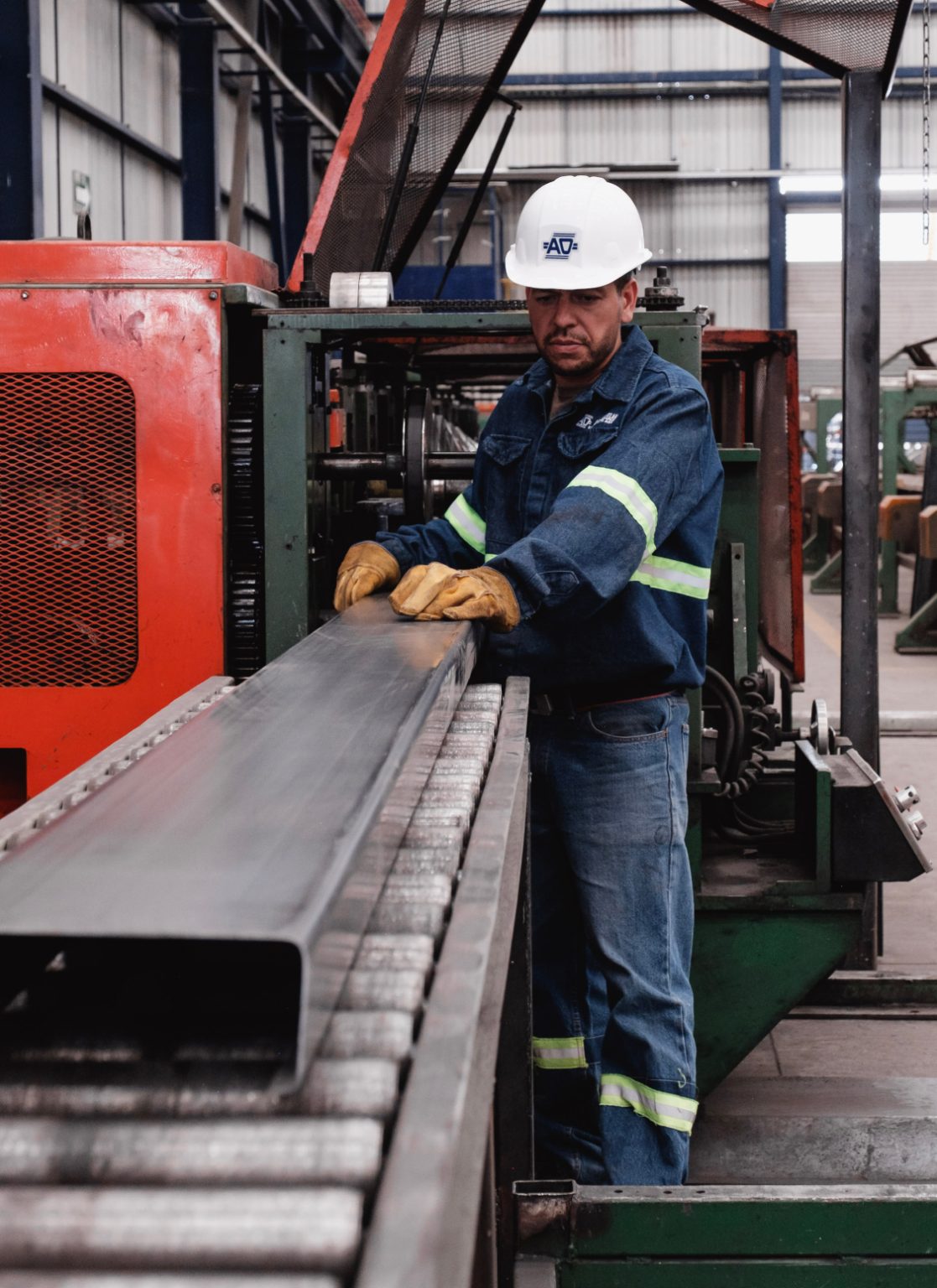 Fabricación de Polín: Resistencia y Versatilidad en Construcción ...